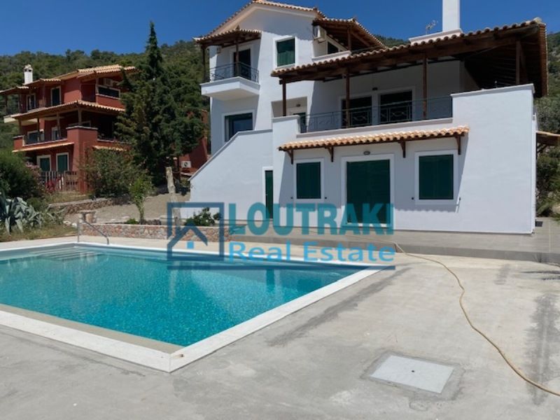 ΜΟΝΟΚΑΤΟΙΚΙΑ ΣΤΟΝ ΚΟΡΦΟ ΚΟΡΙΝΘΙΑΣ - Loutraki Real Estate