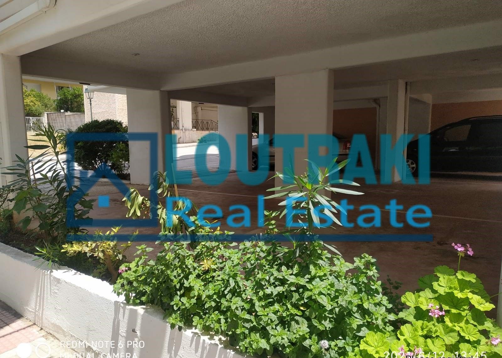 ΔΙΑΜΕΡΙΣΜΑ ΣΤΟ ΛΟΥΤΡΑΚΙ ΚΟΡΙΝΘΙΑΣ - Loutraki Real Estate