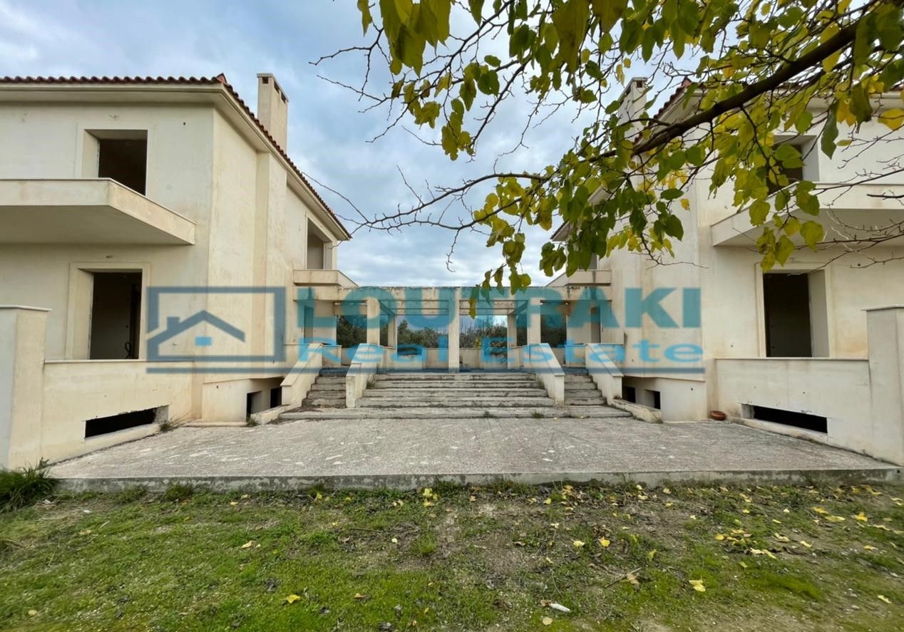 ΜΟΝΟΚΑΤΟΙΚΙΕΣ ΣΤΟ ΛΟΥΤΡΑΚΙ ΚΟΡΙΝΘΙΑΣ - Loutraki Real Estate