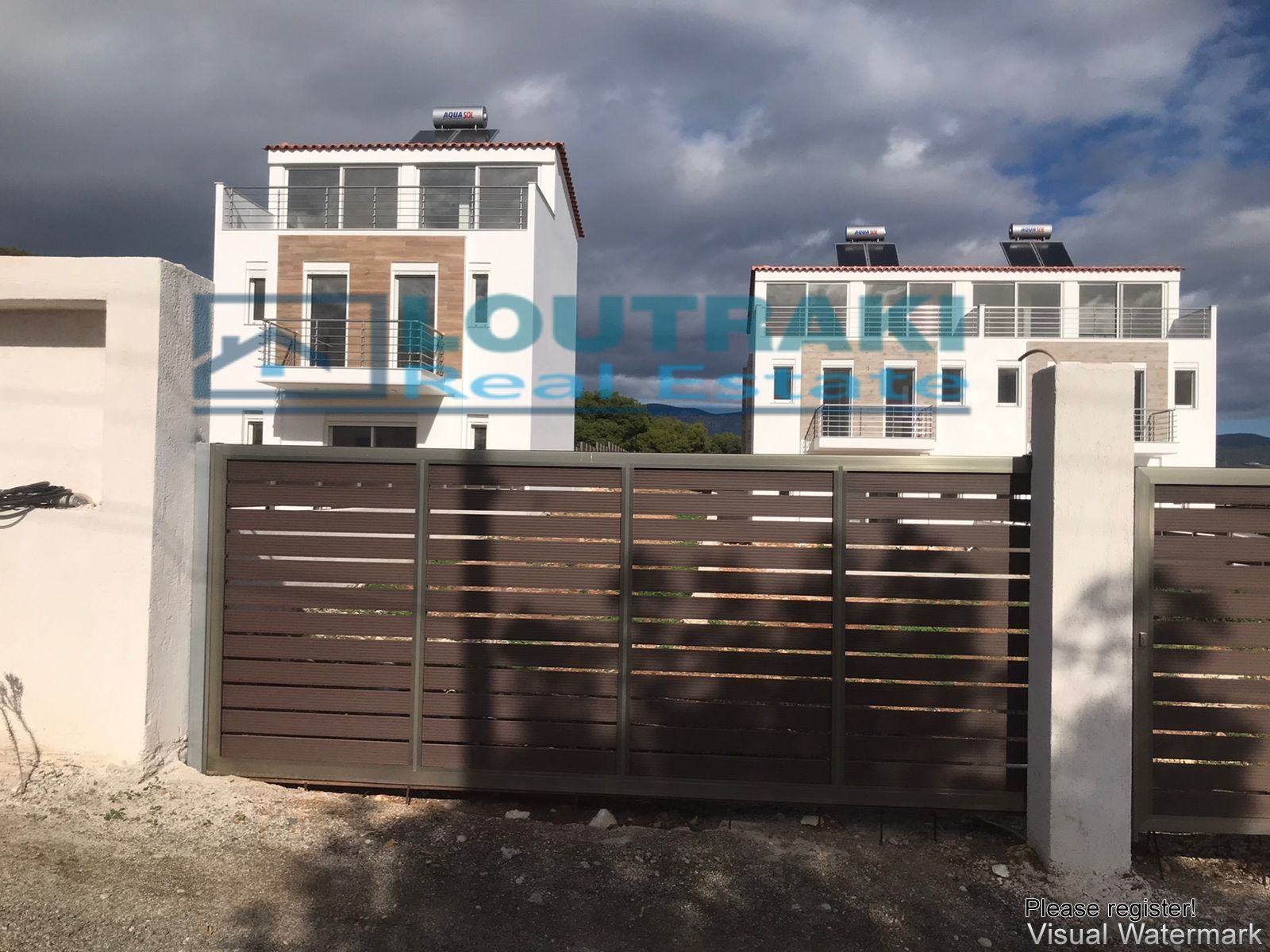 ΜΕΖΟΝΕΤΕΣ ΣΤΑ ΙΣΘΜΙΑ ΚΟΡΙΝΘΙΑΣ - Loutraki Real Estate