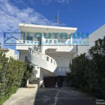 ΠΩΛΕΙΤΑΙ ΜΟΝΟΚΑΤΟΙΚΙΑ ΣΤΟ ΛΕΧΑΙΟ ΚΟΡΙΝΘΙΑΣ - Loutraki Real Estate